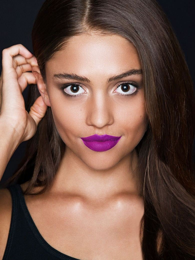 How to apply liquid matte lipstick | Tips by Maybelline Master